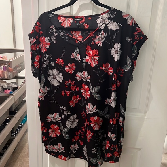 Express | Tops | Express Black Floral Blouse With Cross Cross Detail ...